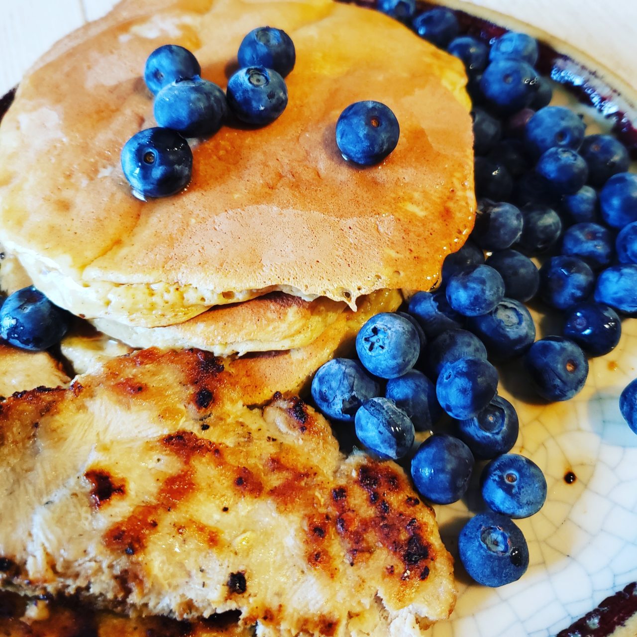 Banana Pancakes - Big Fat Skinny Dish